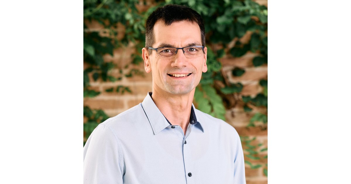 Pavol Hluchý | nezávislý kandidát na poslanca